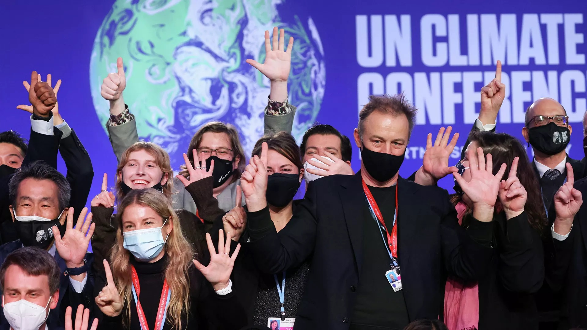 Cerca de 200 países fecham acordo global sobre o clima na COP26 ...